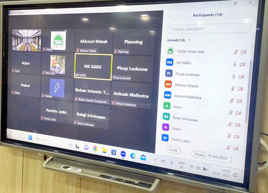 यमुना सिटी में पॉड टैक्सी संचालन की तैयारियां तेज औद्योगिक विकास आयुक्त मनोज सिंह की अध्यक्षता ...