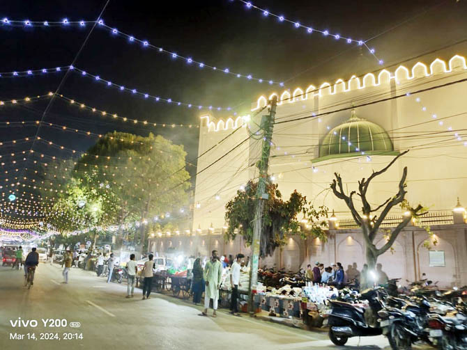 रमजान पर्व को लेकर नगर निगम ने मस्जिदो में किए पुख्ता इंतजाम - UdayBhoomi