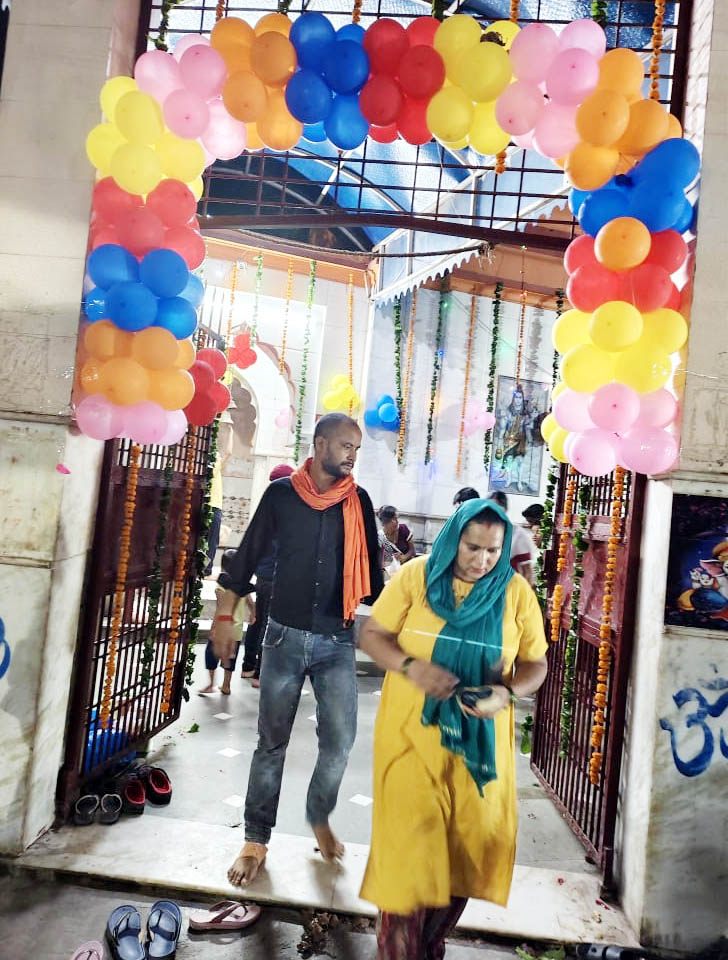 प्राचीन श्री सनातन धर्म शिव मंदिर में धूमधाम से मनाया गया श्रीकृष्ण जन्मोत्सव - UdayBhoomi