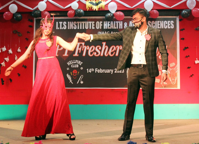आईटीएस फिजियोथेरेपी के नए छात्रों नेे फ्रेशर पार्टी में मचाई धूम - UdayBhoomi