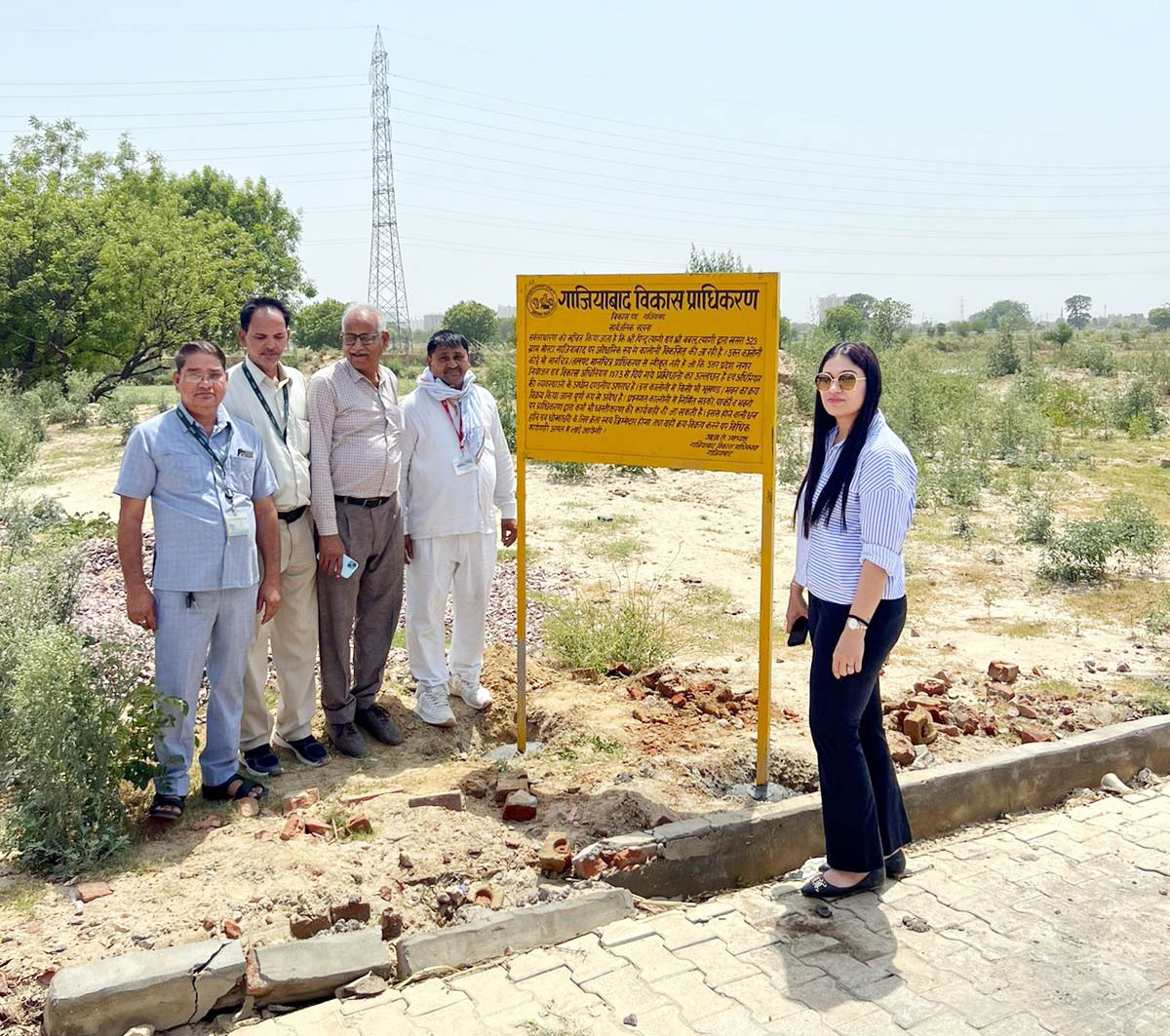 जीडीए ओएसडी ने अवैध निर्माण स्थलों पर लगवाया चेतावनी बोर्ड - UdayBhoomi